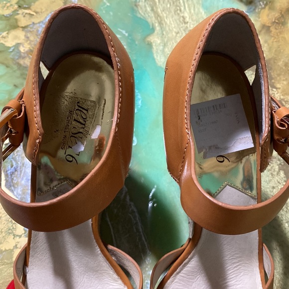 Michael Kors Jet Set | Shoes | Nwt Michael Kors Jet Set Somerly ...